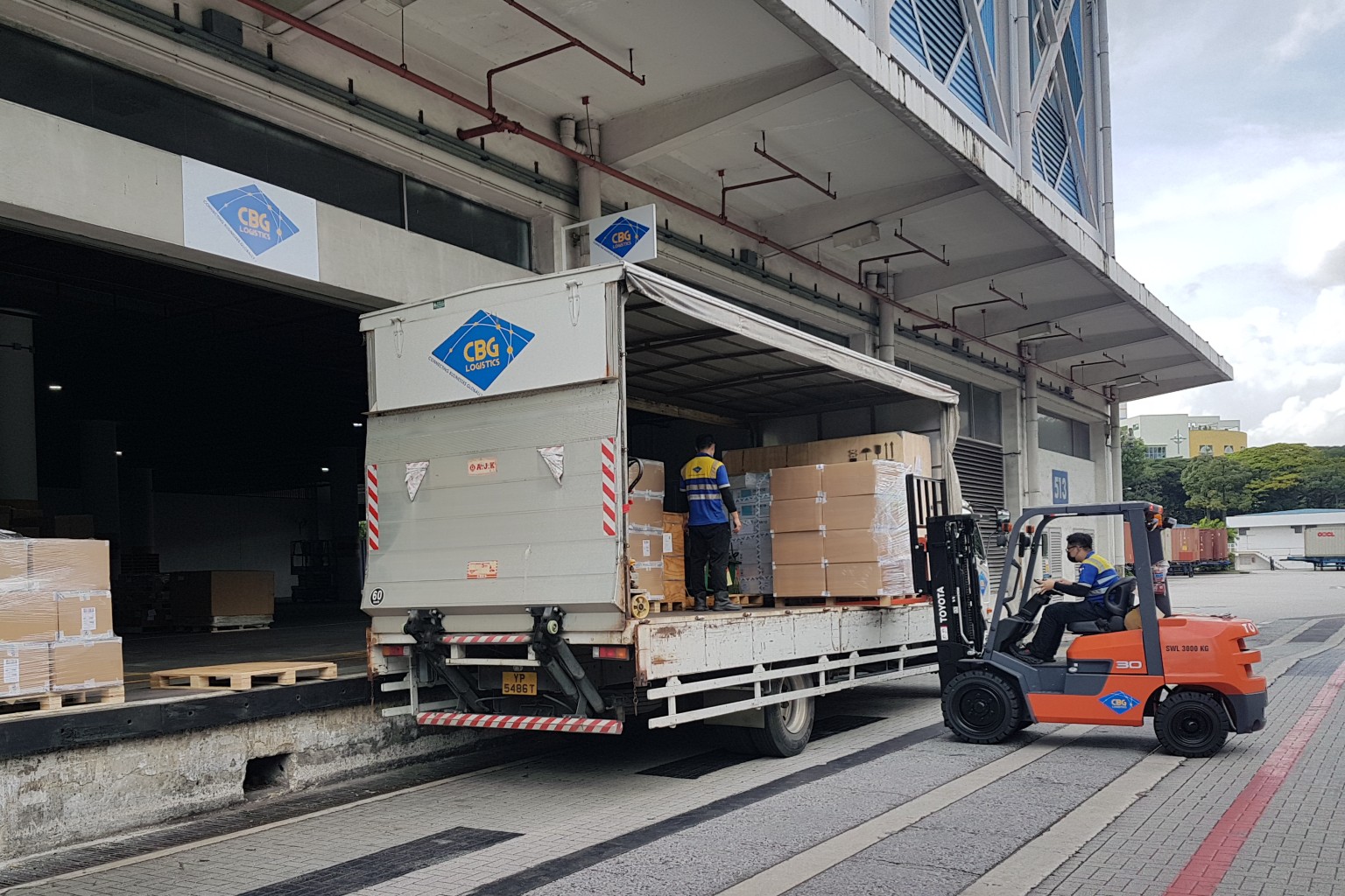 Extra data server and split-team setup: How foresight helped logistics firm thrive during the ...